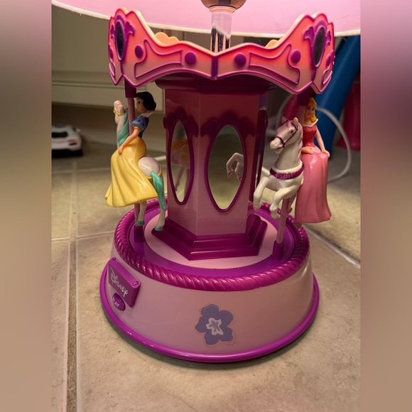 Disney | Other | Disney Princess Carousel Lamp Merry Go Round Musical ...